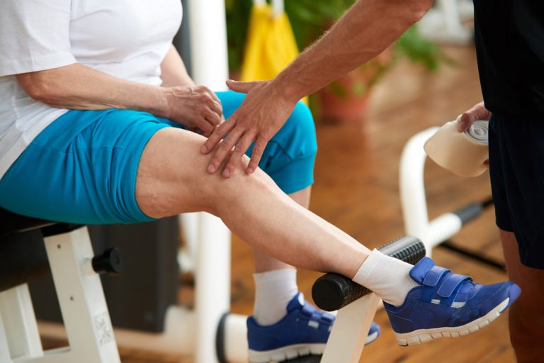 Clicking Knees | Pivotal Motion Physiotherapy
